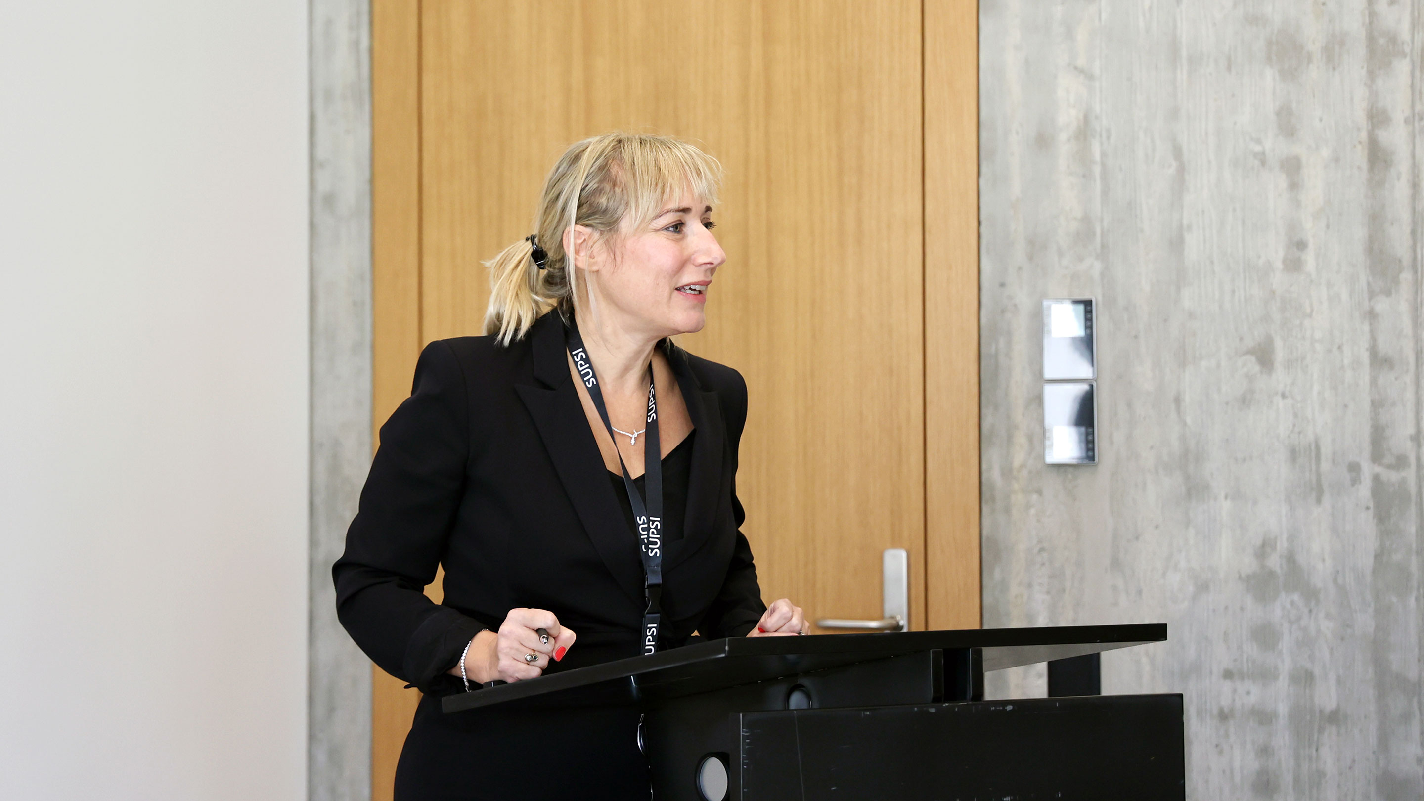 Concorso opere d'arte per il Campus USI-SUPSI. Inaugurata l'opera "L ...